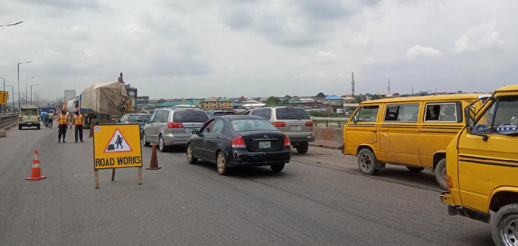 PHOTOS: FG begins rehabilitation, partial closure of Kara bridge