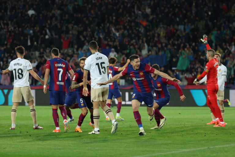 Hat-trick hero Lewandowski fires Barcelona to comeback win against ...