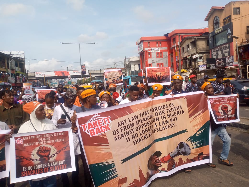 Nationwide Protest: Demonstrators defy IG’s order, storm Lagos streets ...